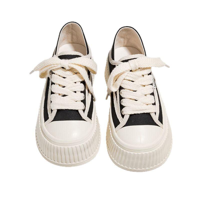 スニーカー レディース キャンバスシューズ レトロ 通気性 デイリーユース 女性 靴 カジュアル 普段使い 白・靴の高さ: ローカット・靴底素材: ゴム・対象: 女性・製法: 加硫圧着製法・履き方: 靴紐・デザイン: レザー切り替え、パステ...