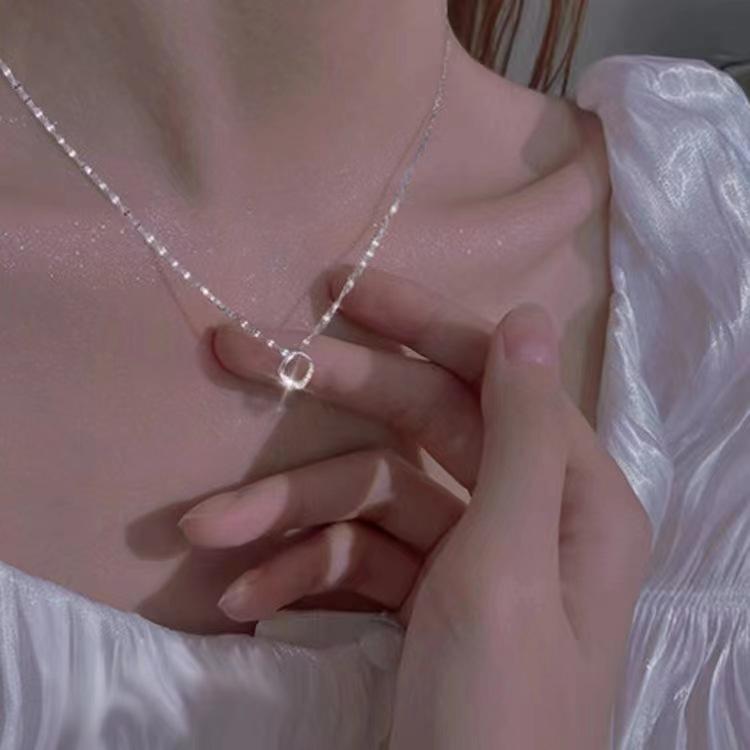 ネックレス レディース シルバー925 銀製 幾何学模様 スクエア チョーカー ペンダント シンプル クール 上品 エレガント デイリー パーティー・造型: 幾何型・チェーンスタイル: O字チェーン・長さ: 51cm-80cm・カラー: 白...