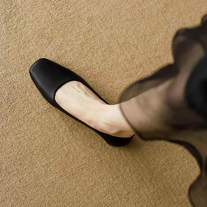 パンプス レディース 女性用 フラット ローヒール スクエアトゥ 柔らかい 履きやすい 痛くない レザー 革 普段使い お出かけ フォーマル エレガント 上品 シンプル かわいい 歩きやすい 婦人靴