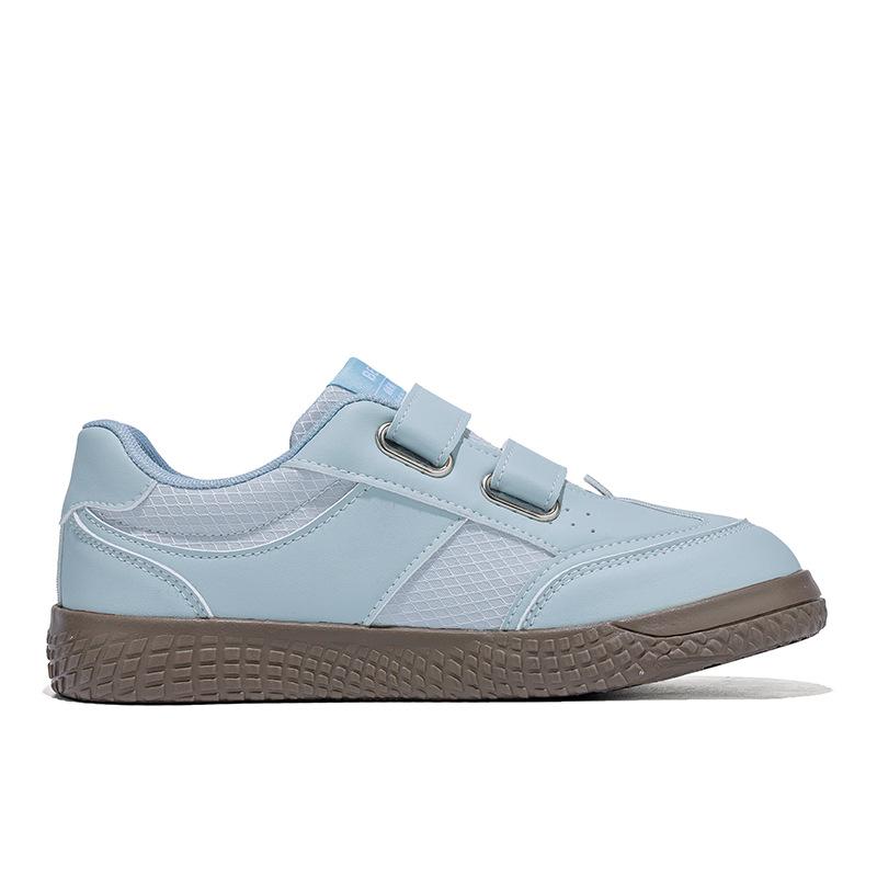 スニーカー レディース 秋冬 運動靴 ベルクロ 留め 柔らかい靴底 カジュアル デッキシューズ・カテゴリ: 帆布鞋・対象年齢: 成年・靴の高さ: ローカット・靴底: 硫化鞋・機能: 通気性・柄: 無地・スタイル: 韓国版・ヒールの形: フラ...