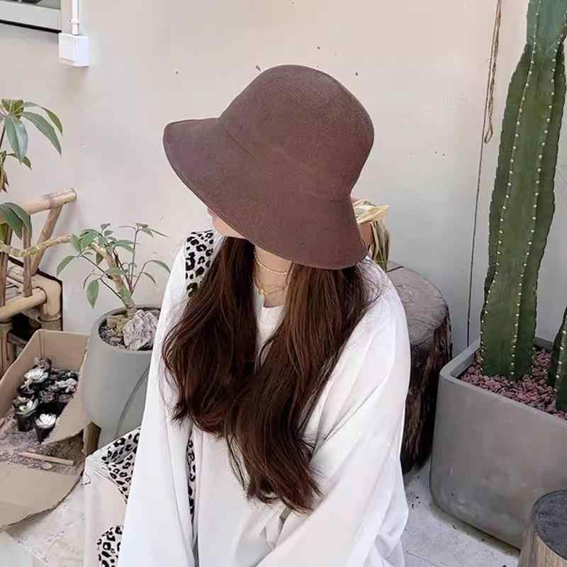 2麦わら帽子 レディース 春夏 接触冷感 紫外線対策 日焼け防止 小顔効果 バケットハット 軽薄 通気性・製品カテゴリ: 草帽・適合シーズン: 夏季・帽子のタイプ: 無頂・つばのタイプ: 広つば・カラー: 烏木色(つば8cm)、黒(つば8c...