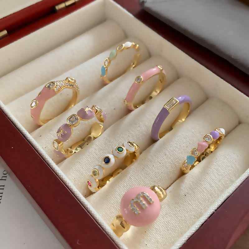 指輪 レディース ピンク系 ジルコニア 高見え ヘップバーンスタイル リング 小さめ 独特 開口 電気メッキ加工 おしゃれ