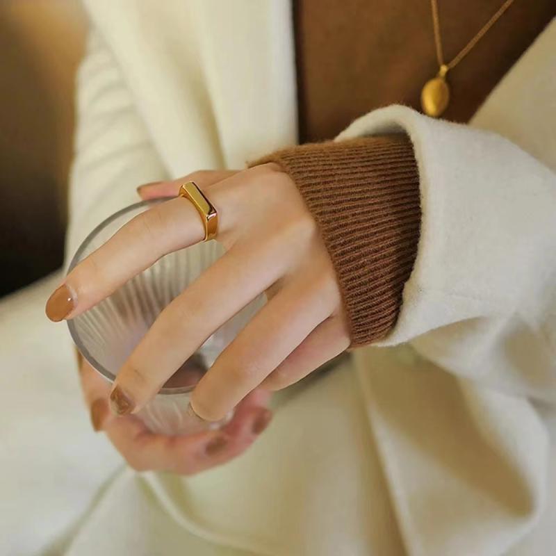 指輪 レディース シンプル 高級感 リング アクセサリー ジュエリー 上品 おしゃれ 個性的 普段使い パーティー ファッション