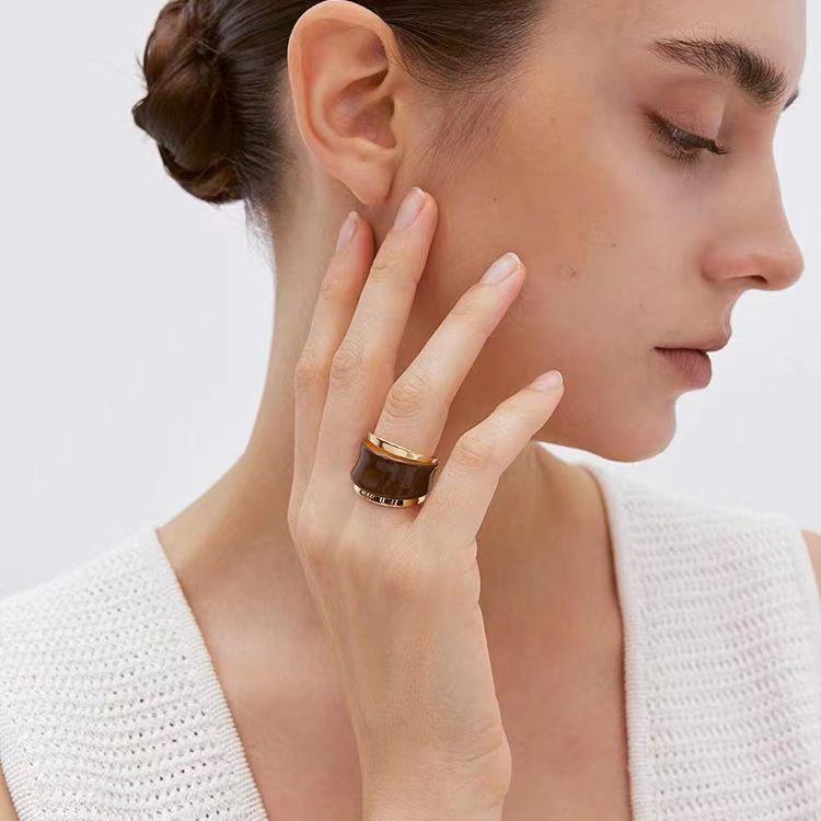 指輪 レディース ダブルリング チョコレートカラー ヨーロッパ 高級感 個性的 電気メッキ加工 ハンドメイド