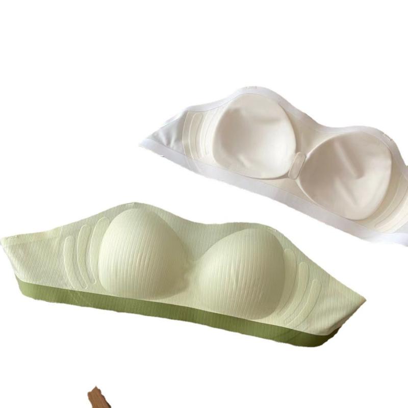 ブラジャー レディース 無縫製 ノンワイヤー シームレス ストラップレス 小胸 ずれ落ち防止 一体型 ふんわり 快適