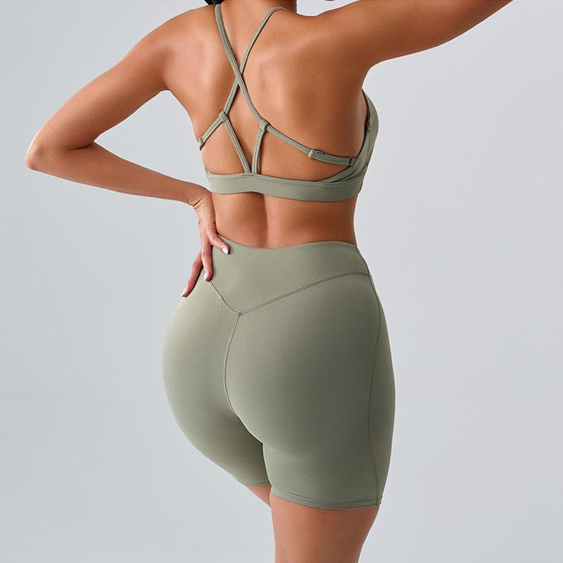 ヨガウェア レディース スポーツブラ 一体型 パッド付き 調節可能 美背 トレーニング フィットネス 無地 ブラトップ