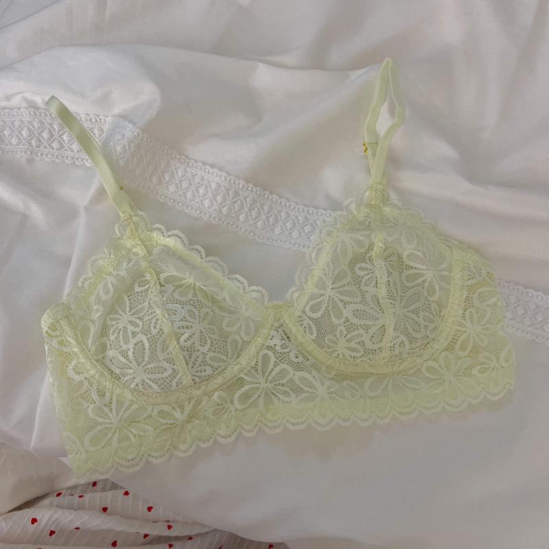 2ブラジャー レディース 小胸 レース ノンワイヤー 超薄型 谷間 盛れる バストアップ 快適 通気性