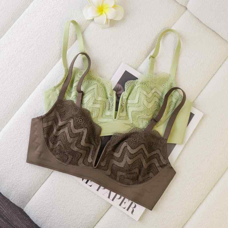 ブラジャー レディース 大きいサイズ 薄手 脇高 谷間 垂れ防止 レース ノンワイヤー