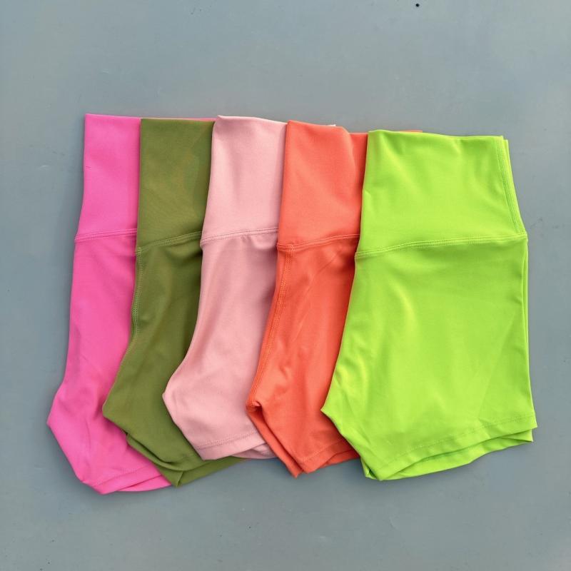 ヨガパンツ レディース スパッツ ショート丈 高伸縮 通気性 スポーツ用 インナーパンツ タイト 短パン 接触冷感 ストレッチ 3分丈・機能: スポーツ・素材: ナイロン・素材構成: 80%ナイロン+20%スパンデックス・カラー: ホワイト...