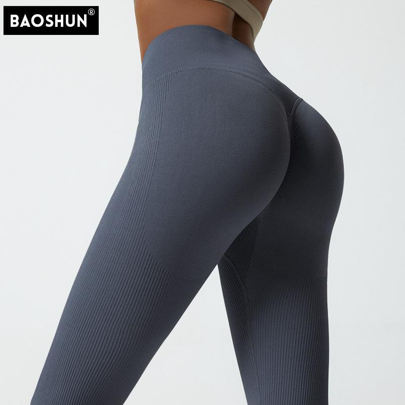 ヨガパンツ レディース スポーツ ウェア 美尻 ハイウエスト レギンス プッシュアップ 無縫製 スパッツ トレーニング 伸縮性 吸湿速乾 普段使い