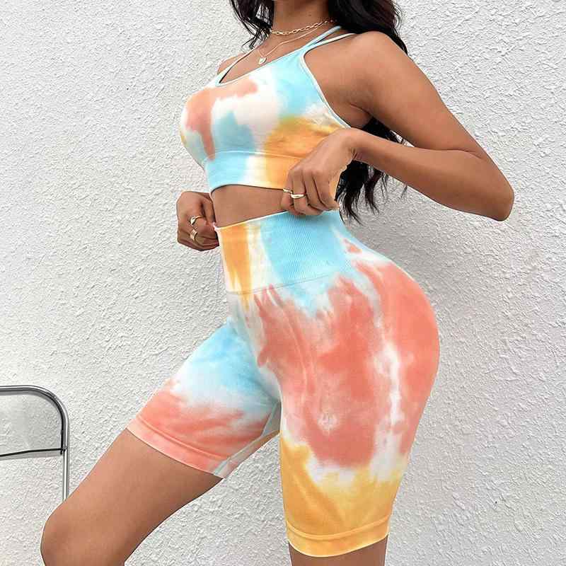 2ヨガウェア レディース 上下セット 吊りブラ スポーツブラ ハイウエスト ショートパンツ シームレス 伸縮性 吸湿速乾 普段使い 部屋着