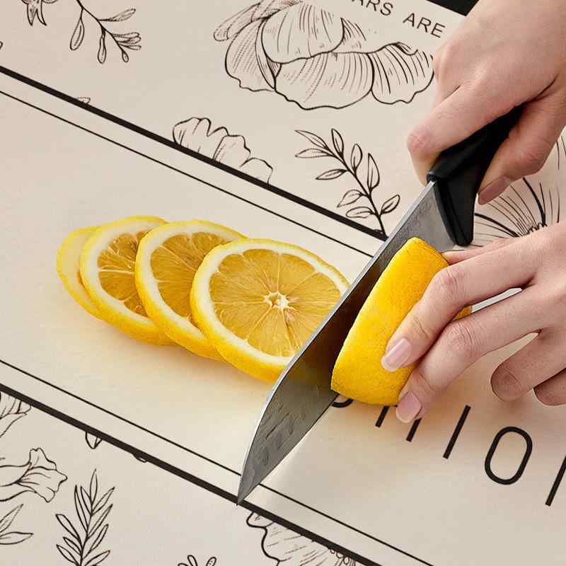 テーブルマット 豪華感 レザー 防水 防油 撥水 ティーテーブル デスクマット 保護マット 耐熱 滑り止め お手入れ簡単