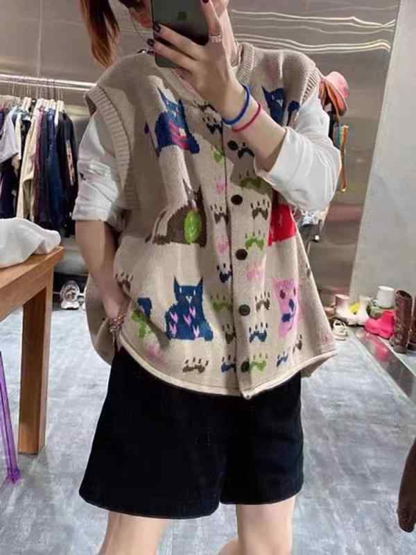 ベスト レディース 春秋 ニットカーディガン シングルブレスト 日本製 プリント かわいい 暖かい 冷房対策・スタイル: 清新.甘め・ネックライン: ラウンドネック・柄: 幾何学模様・素材: 綿・主な素材: 綿・主素材の含有量: 80～90...