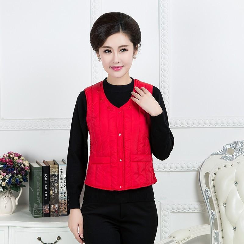 ベスト レディース ミセス 向け 秋冬 スリム あったか 防寒着 上着 婦人服 シニア 普段使い お母さんへのプレゼントにも