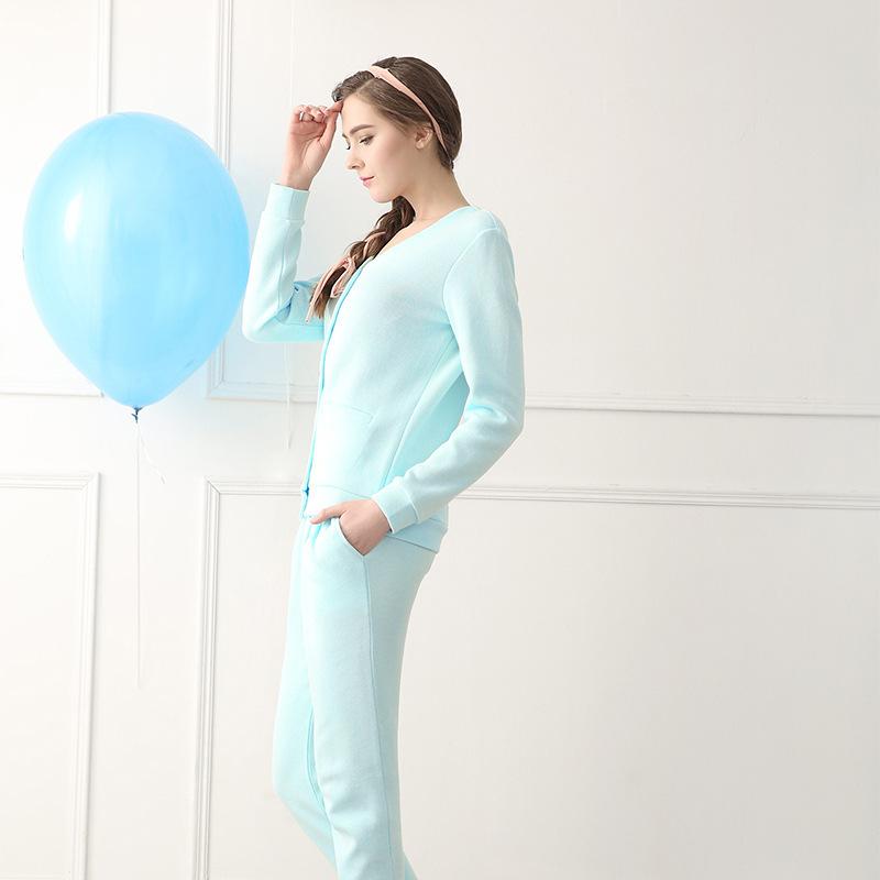 パジャマ レディース カーディガン ファッション シンプル かわいい 無地 長袖 部屋着 ルームウェア 秋冬 快適 普段使い・カテゴリ: セットアップ・素材: 綿・スタイル: セットアップ・主な素材: 綿・厚さ: 薄手・ネックライン: Vネ...