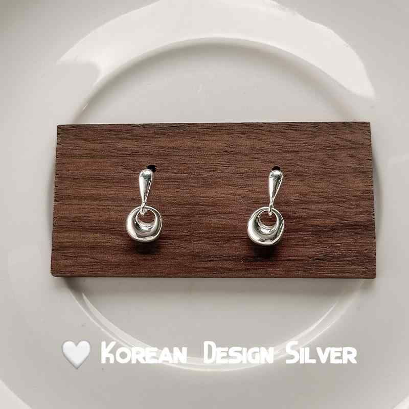 ピアス レディース シルバー925 光沢 シンプル デザイン イヤリング 百搭 アクセサリー 個性的 新中式 インスタ映え