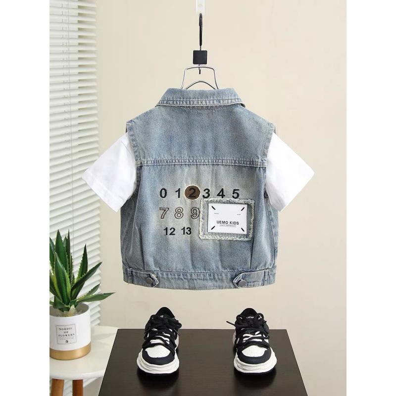キッズ 子供用 デニムベスト 春秋 かわいい 柔らかい 小童 薄手 ベスト・スタイル: カジュアル・対象年齢: 中高学年(8歳以上.140cm以上)・主な素材: 綿・主な素材の含有量: 81%-90%・等級: C類・カラー: マルチカラー・...