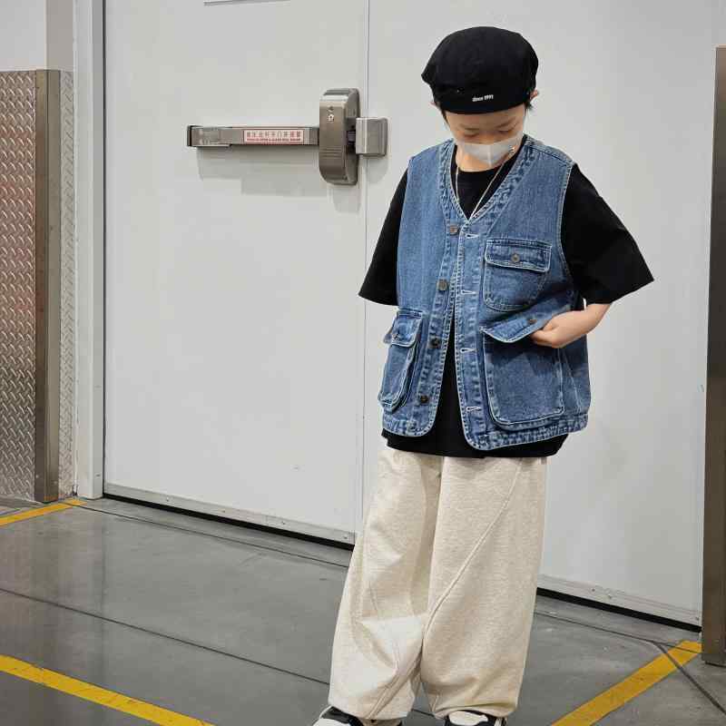 ベスト キッズ 子供 夏服 デニム ノースリーブ 多ポケット ワーク 普段使い
