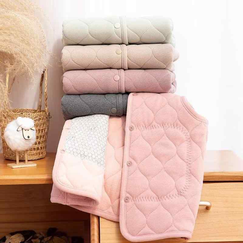 子供服 ベスト 女児 ベビー 厚手 裏起毛 中綿入り 防寒 コットン あったか インナー アウター 通学着 男の子