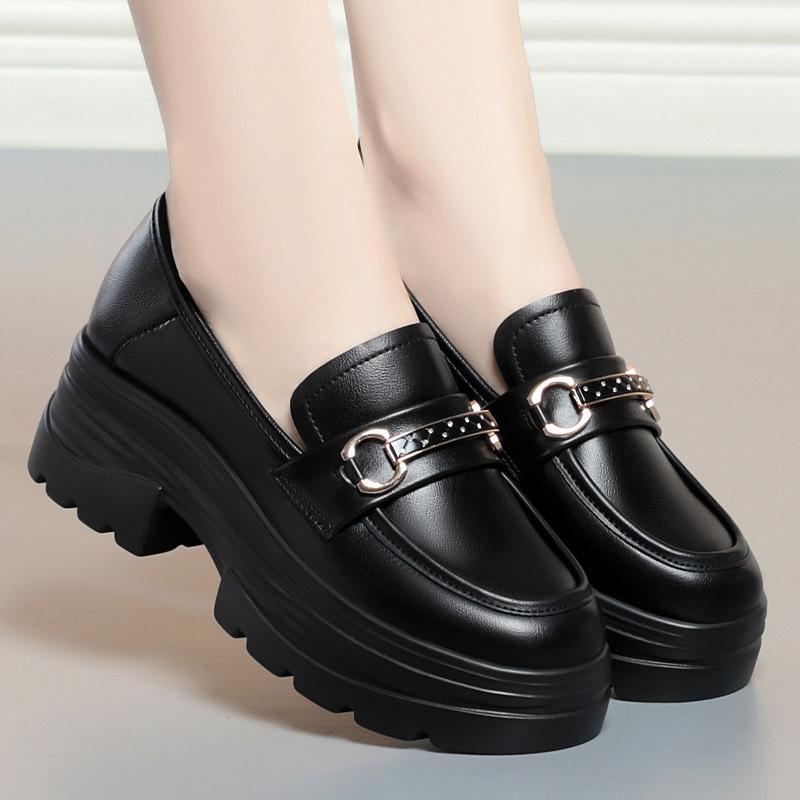 ローファー レディース 厚底 小さいサイズ 大きいサイズ スリッポン 太ヒール 歩きやすい 疲れにくい 英国風 滑り止め付き 美脚 普段使い