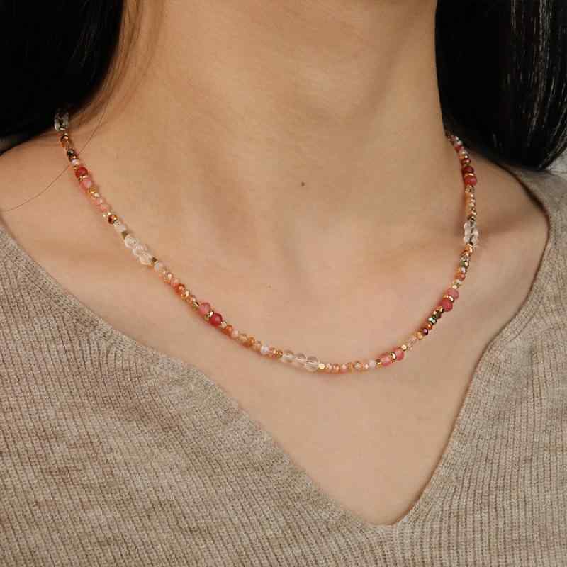 ネックレス レディース ピンク系 天然石 カラフル ドーパミン ファッション 水晶 ビーズ 小さめ プチネックレス 手作り ハンドメイド 鎖骨チェーン かわいい おしゃれ