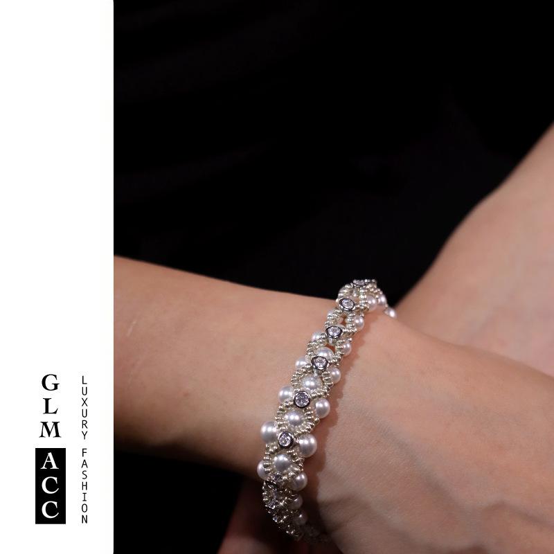 ブレスレット レディース ファッション パール風 飾り 手編み ジュエリー アクセサリー エレガント 上品 高級感 プレゼント ギフト