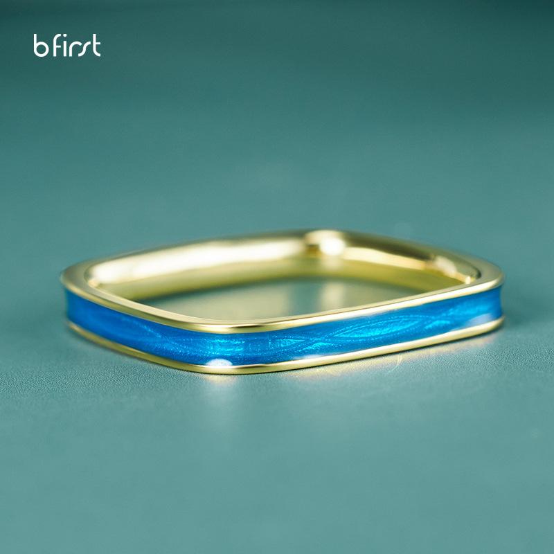 指輪 レディース 豪華感 シルバー925 小さめ 四角形 百合の紋章 アレルギー対応 リング おしゃれ 高見え デイリー