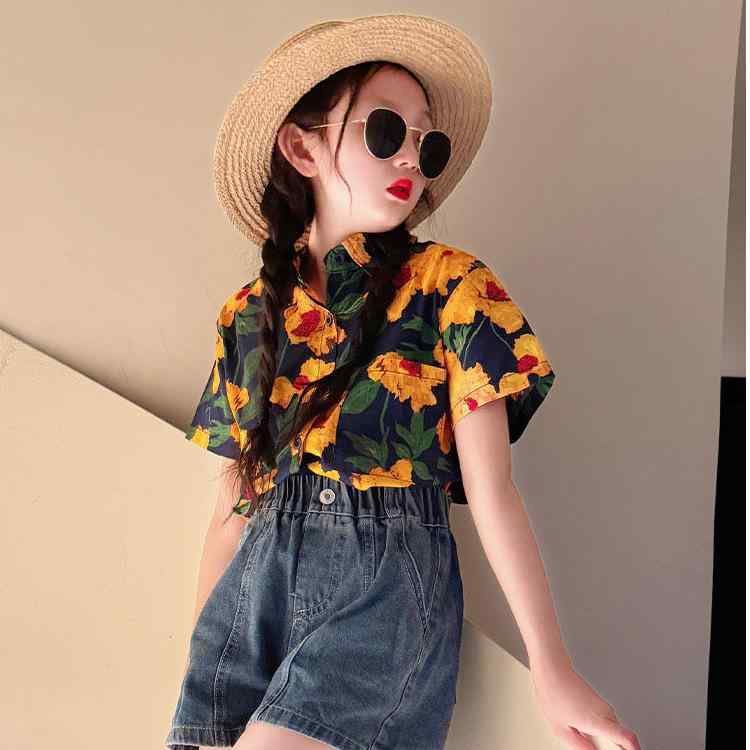 シャツ キッズ 女の子 子供服 ブラウス 半袖 小花柄 レトロ かわいい 夏物 トップス