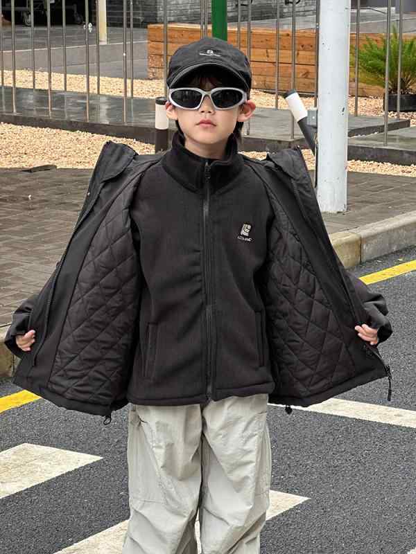 キッズ 男の子 アウター 秋冬 防寒着 厚手 ジャケット ウインドブレーカー