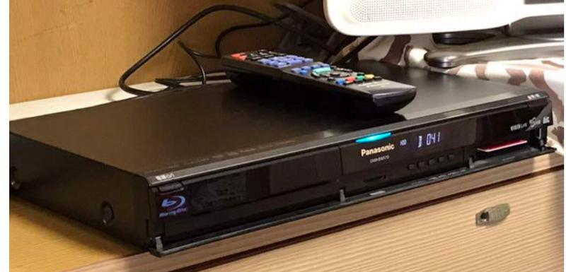 Panasonic 320GB 2チューナー ブルーレイレコーダー ブラック DIGA DMR-BW570-K対応メディア：BD/DVD-RAM/-R/-RW, カードスロット：SDHCLAN端子：あり, DV端子：なし, D端子(出力)：...