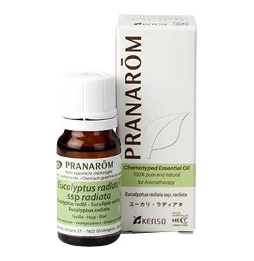 健草医学舎 (ケンソー) 精油 ユーカリ・ラディアタ 10ml p-70 ユーカリラディアタ特徴～ 強すぎないシオネール臭が爽快。プラナロムの精油にはすべて成分分析表がついています。厳しい成分分析をクリアした良質ケモタイプ精油だから、安心・...
