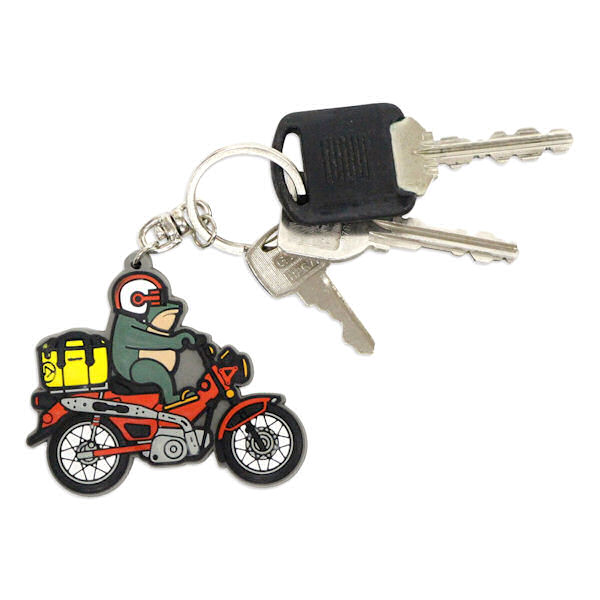 ST Rider Tank DRY TANKを背負ったDAVEがスーパーカブを乗りこなすシーンがモチーフとなったキーチェーンです。 ST Rider Dorado DAVEがハンターカブを乗りこなすシーンがモチーフとなったキーチェーンです。...