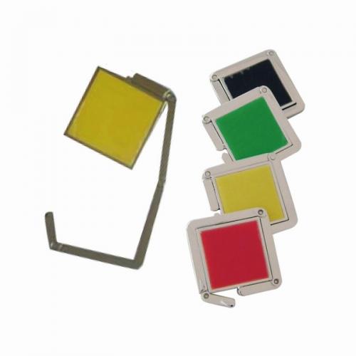 ● 商品名 ： バックハンガースクエア ● 商品コード ： e24tk137022-R ●こちらの商品の注文単位は 10個以上 1個単位でのご注文となります。 ● 注文条件 ： 3000円以上でご注文受付となります。 ● 在庫について ： ...