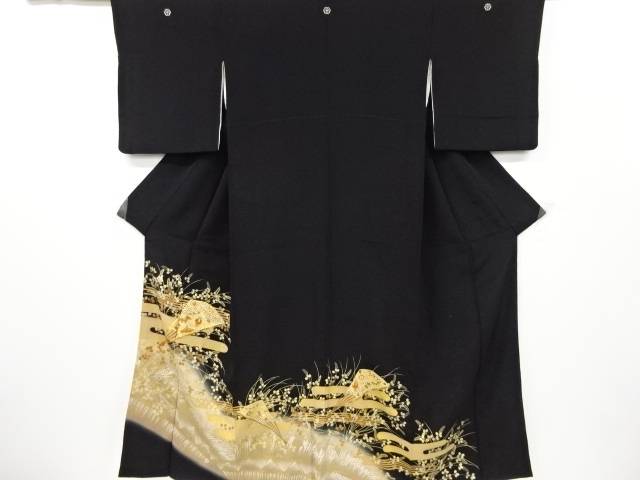 ＜着物サイズ＞（単位：cm） 身丈 158 身丈(出し) 5 裄 64 裄(出し) 4 袖丈 49 袖丈(出し) &nbsp; 後幅 29.5 前幅 23 つま下 76 　　　 　　　 時代 現代(1989 - ) 状態 非常によい 素材 ...