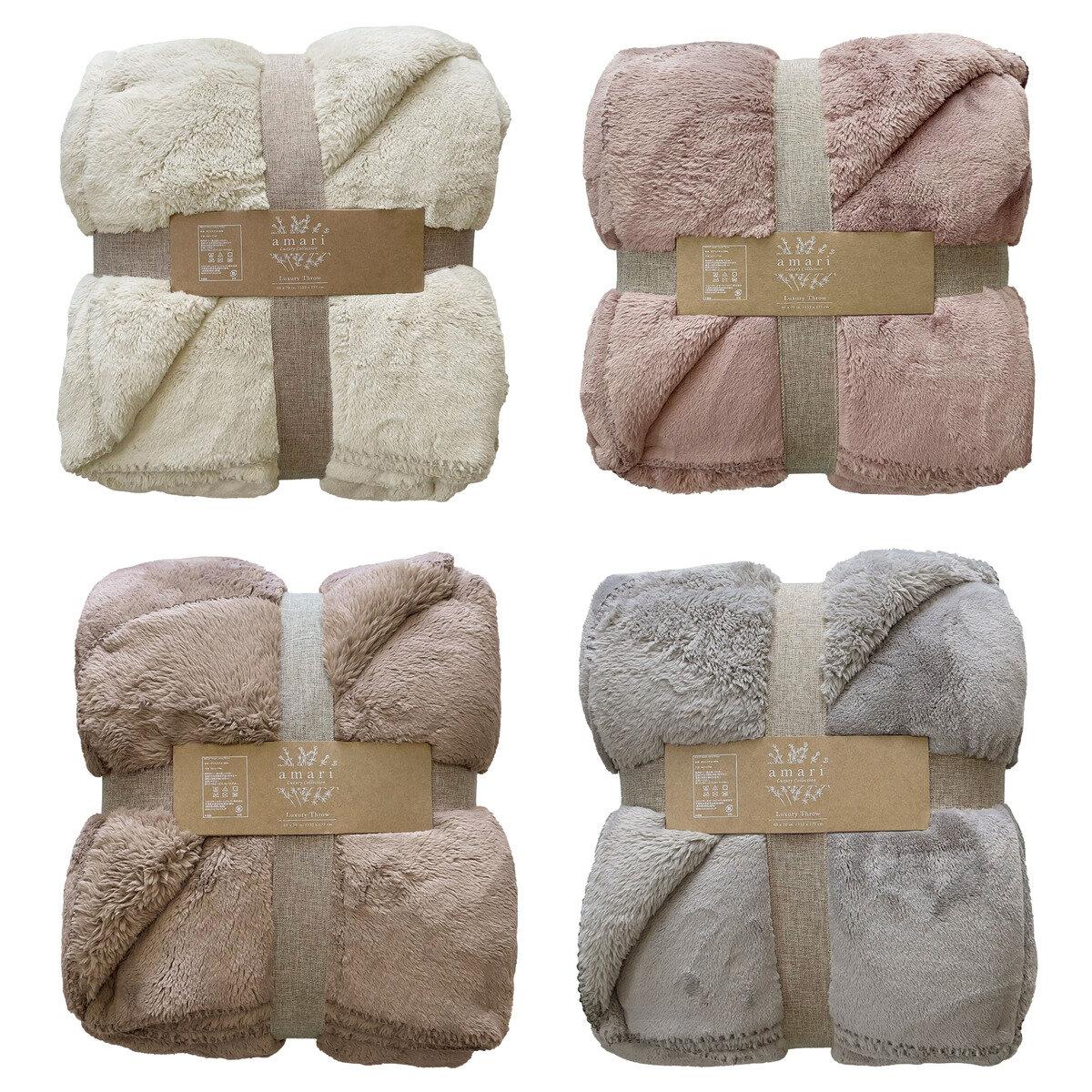 【商品の特徴】 ・ニュートラルなアースカラー ・ゆったりとしたオーバーサイズでプレミアムな快適さを実現 ・贅沢な重量でさらに柔らかさをプラス ---------- 高級ベルベット ひざ掛け 無地プラッシュ 152cm x 177cm 600...