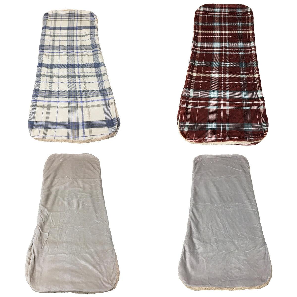 【商品の特徴】 ・すっぽり入って寝袋に！ ・ファスナーを開いて大きなブランケットに！ ・足元がポケット式で冷えにくい！ ・チェック柄と無地の2種類。 ---------- 抜け出せなくなる！あったか??いスリーピングバッグが登場。 内側はも...