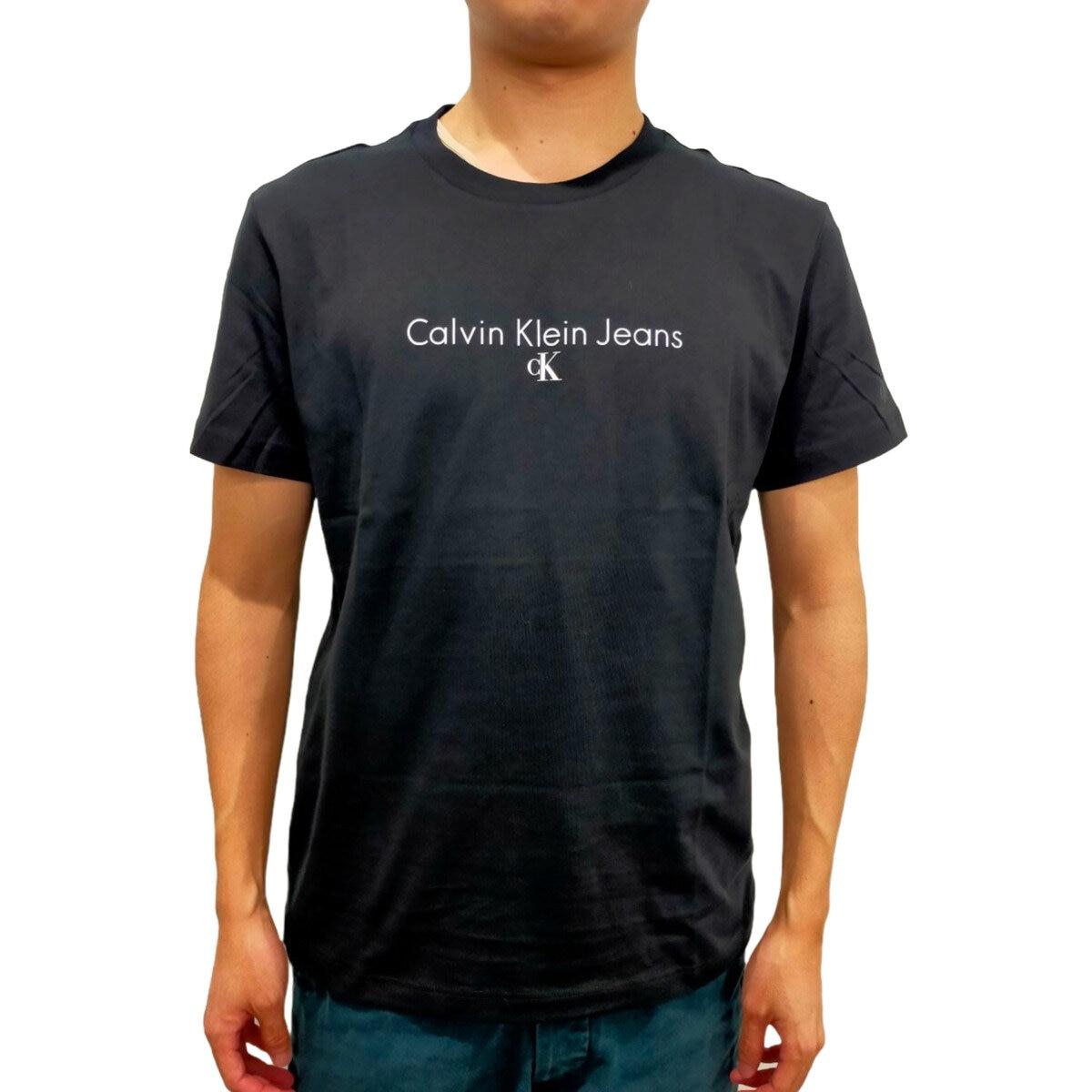 【商品の特徴】 ・胸にブランドロゴ ・腕にブランドロゴ ・シンプルなデザイン ・年間を通してお使い頂けるTシャツ ・快適な着心地 ---------- 【カラー】 ブラック ネイビー ホワイト 【素材】 綿 100% 【サイズ目安】 S M...