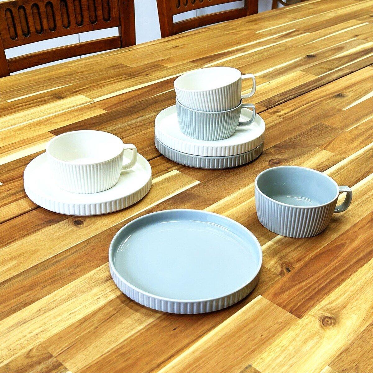 【商品の特徴】 ・縦のレリーフと釉薬のコントラストが美しいデザインの器 ・色違いのマグカップとプレートセット ・朝食、ランチ、ディナー、それぞれのシーンで活躍してくれます ・電子レンジ、食洗器の使用可能 ---------- スープマグ：口...