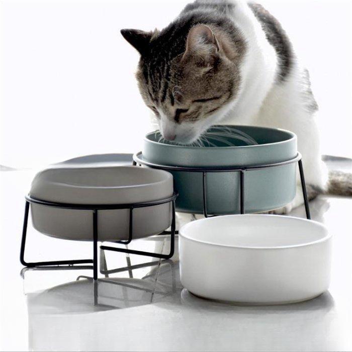 犬用食器 小型犬 大型犬 猫用食器 フードボール 1個 2個 フードボウル 餌皿 エサ皿 透明 スタンド 食べやすい ペット用品 スタンド 無地 食器棚 サイズ 画像をご参考 素材 陶器碗、 可愛いフードボウルスタンドで大切な家族に快適なお...