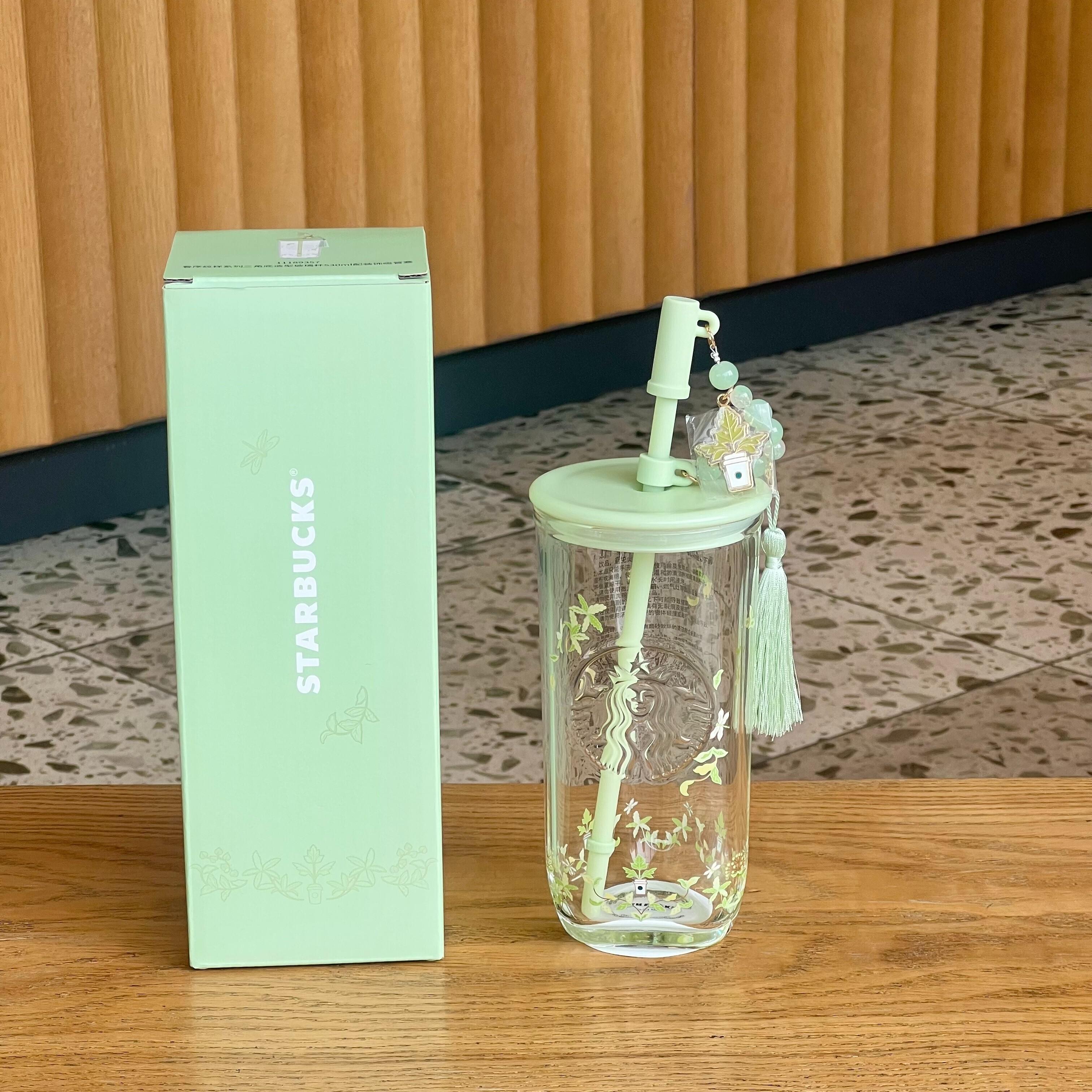 本商品は海外公式店よりご注文いただいてから商品を購入する並行輸入品でございます。 商品到着まで10〜18日ほどお時間を要しますので、あらかじめご理解ください。 また、ご注文の時点で公式店に在庫がない場合がございます。 その際は誠に恐れ入りま...