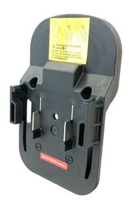 Wipバッテリーアダプター ●F210B用のハイコーキ 18V充電池専用のバッテリーアダプターです。【画像1, 2】 ●お持ちのハイコーキバッテリーでF210Bを使用する際は、こちらのバッテリーアダプターを取り付けてから、F210B本体に装...