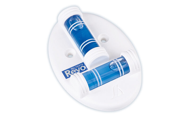ミニレベル Revo 品名：T型オーバル 本体サイズ：80x55x15mm 質量：21g 特徴 ●前後左右を同時に測定できます。 ●機械などにビスで装着する事もできます。(ビスは付いておりません。) 用途 ●水平の確認に。 仕様 感度：0....