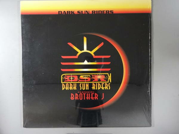 商品情報【種別／分類】12EPレコード／洋楽【アーティスト】ダーク・サン・ライダース【タイトル】ダーク・サン・ライダース (12EP)【発売会社／企画番号】ISLAND／422-854509-1【定価】---【帯】---【ジャケ】良好（E+...