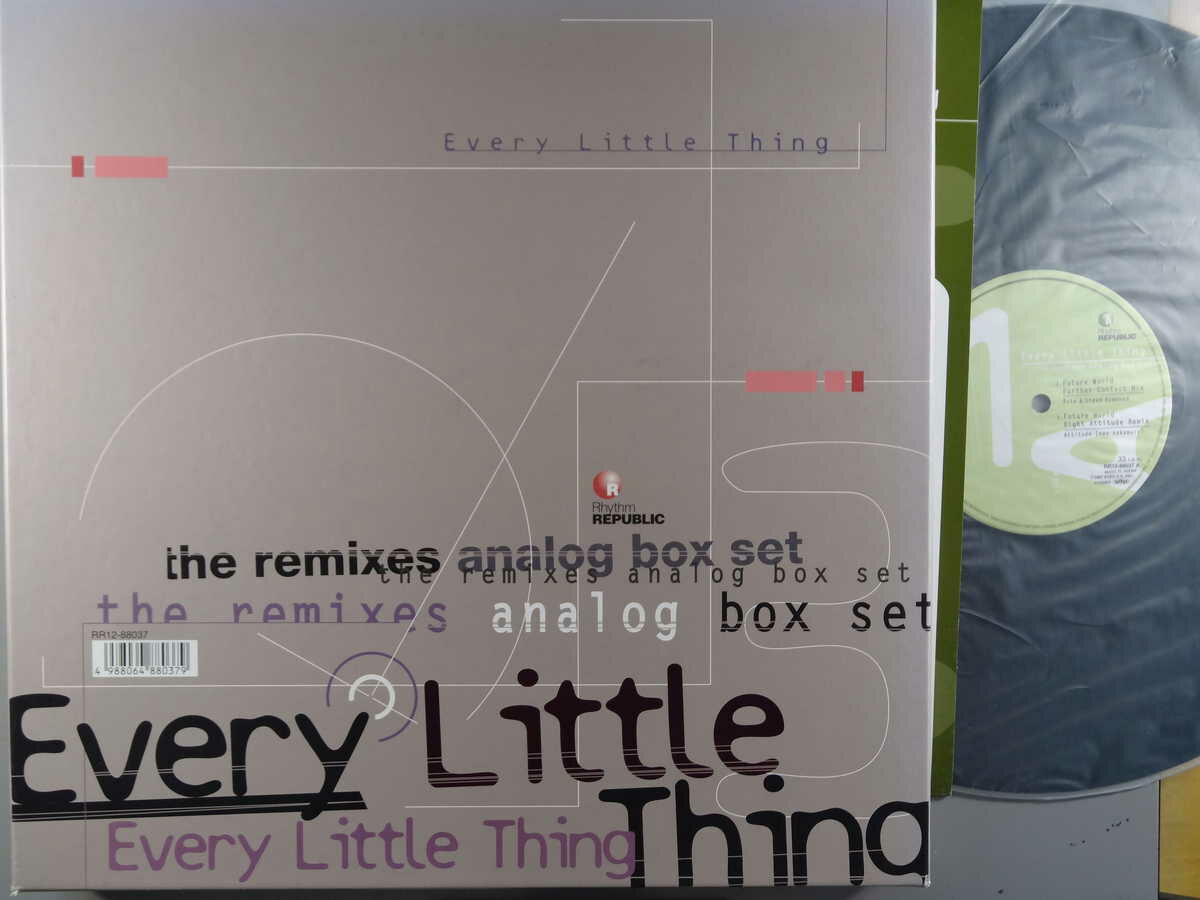 商品情報【種別／分類】LPレコード／邦楽【アーティスト】エヴリ・リトル・シング【タイトル】The Remixes Analog Box Set(7枚組)【発売会社／企画番号】avex／RR12-88037【定価】12600【帯】なし【ジャケ...