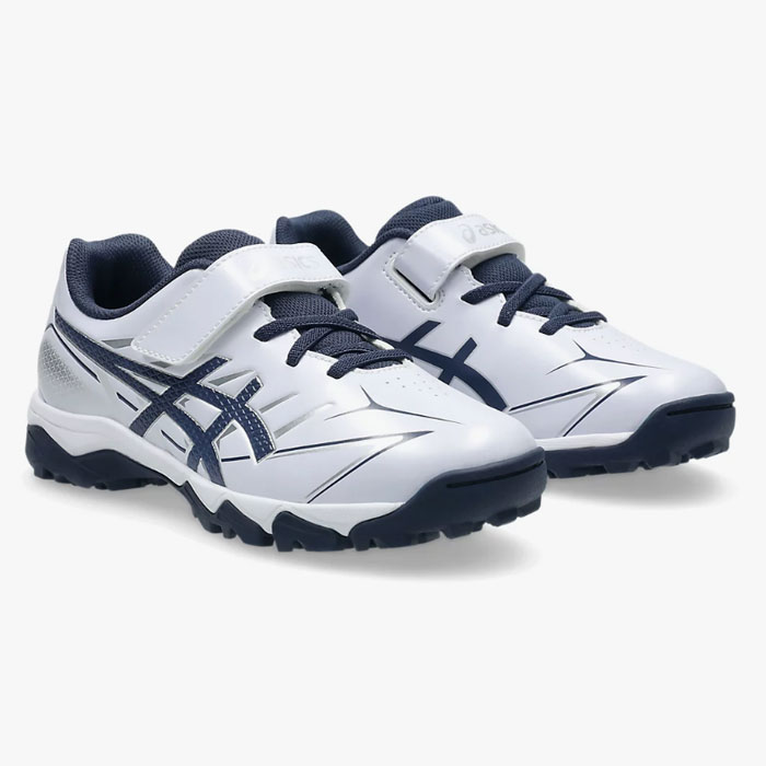 メーカー：アシックス (asics)品名：STAR SHINE TR 3品番：1124A010-103●アッパー人工皮革（合成皮革）●アウトソールゴム底●ミッドソールSTANDARD●カラーWHITE/NAVY●生産国ベトナム製成長期の子供...