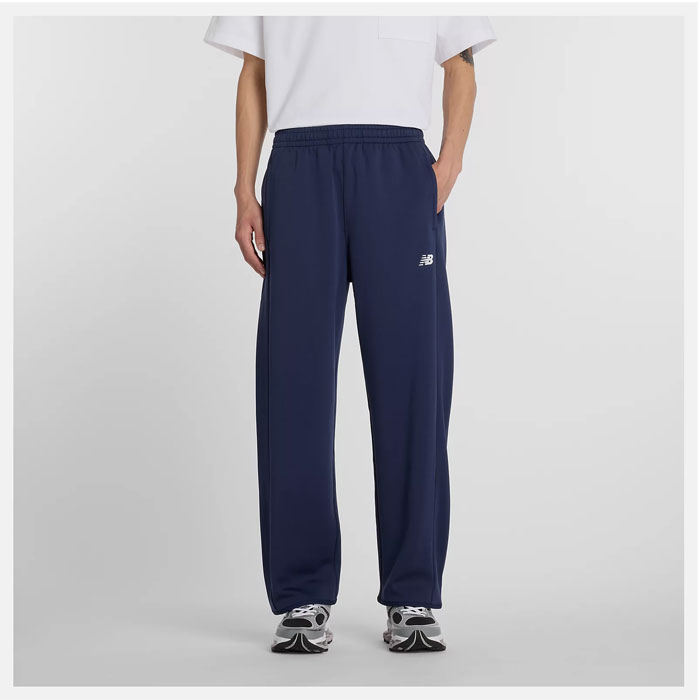 メーカー：ニューバランス (NewBalance)品名：ニットトラックパンツ(ストレート)品番：MB61P1TL-TNV●素材軽量なポリニット生地100% リサイクルポリエステル●カラーTEAMNAVY●サイズ参考サイズ(ウェスト×前股上×...