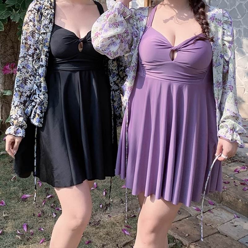 華やかなフリルとスタイリッシュなデザインが特徴の「水着 ビキニ スイムウェア レディース 体型カバー」。このワンピース水着は、安心の体型カバーを提供しながら、おしゃれでセクシーな印象を与えます。長袖のデザインは二の腕をカバーし、フリルのアク...