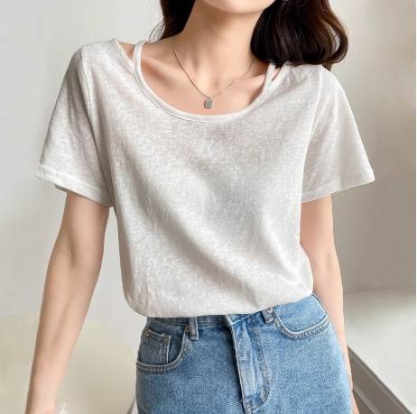 キャンプやビーチ、女子会など、多様なシーンで活躍すること間違いなし！おしゃれなのに、動きやすくラフな雰囲気が漂う魅力も楽しめます。色展開 白 黒サイズ S M L XLサイズ(cm)S /着丈 56 /バスト 90 /肩幅 39 /袖丈 1...
