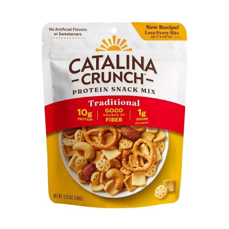 クラシックなクランチ、いつでも罪悪感なし。アーモンド、カシューナッツ、ひよこ豆のプレッツェル、大豆プロテインホイール、そして当店特製シリアルをブレンドしたこの商品は、バターとガーリックのスパイス風味が絶妙です。