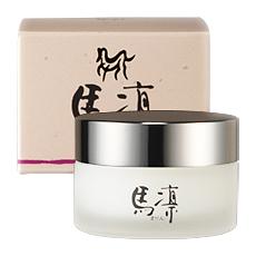 人間の皮脂成分に近い馬油の天然皮脂膜を補うことで、乾燥からお肌を保護し、うるおいを与えます。 本品は赤ちゃんの乾燥肌等にも安心してお使い頂けます 商品説明 広告文責 SPINOUT　　092-791-4140 メーカー ホウリン 区分 日本...